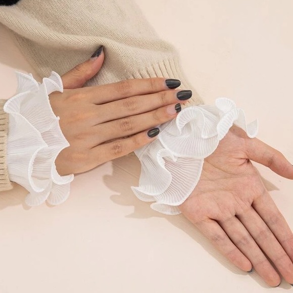 Passion of Essence | Accessories | Sale Sheer Ruffle Look Pull Up Arm ...